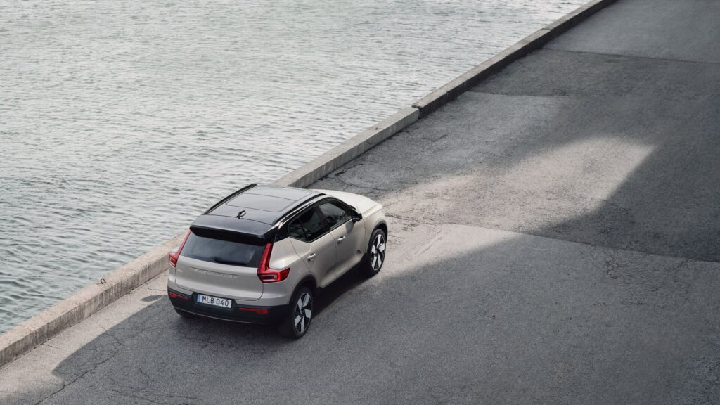Volvo EX40 | Holden Group