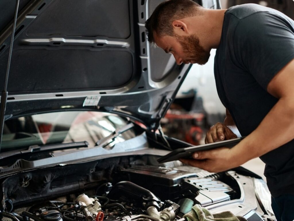 Renault Service, MOT & Repair | Holden Group